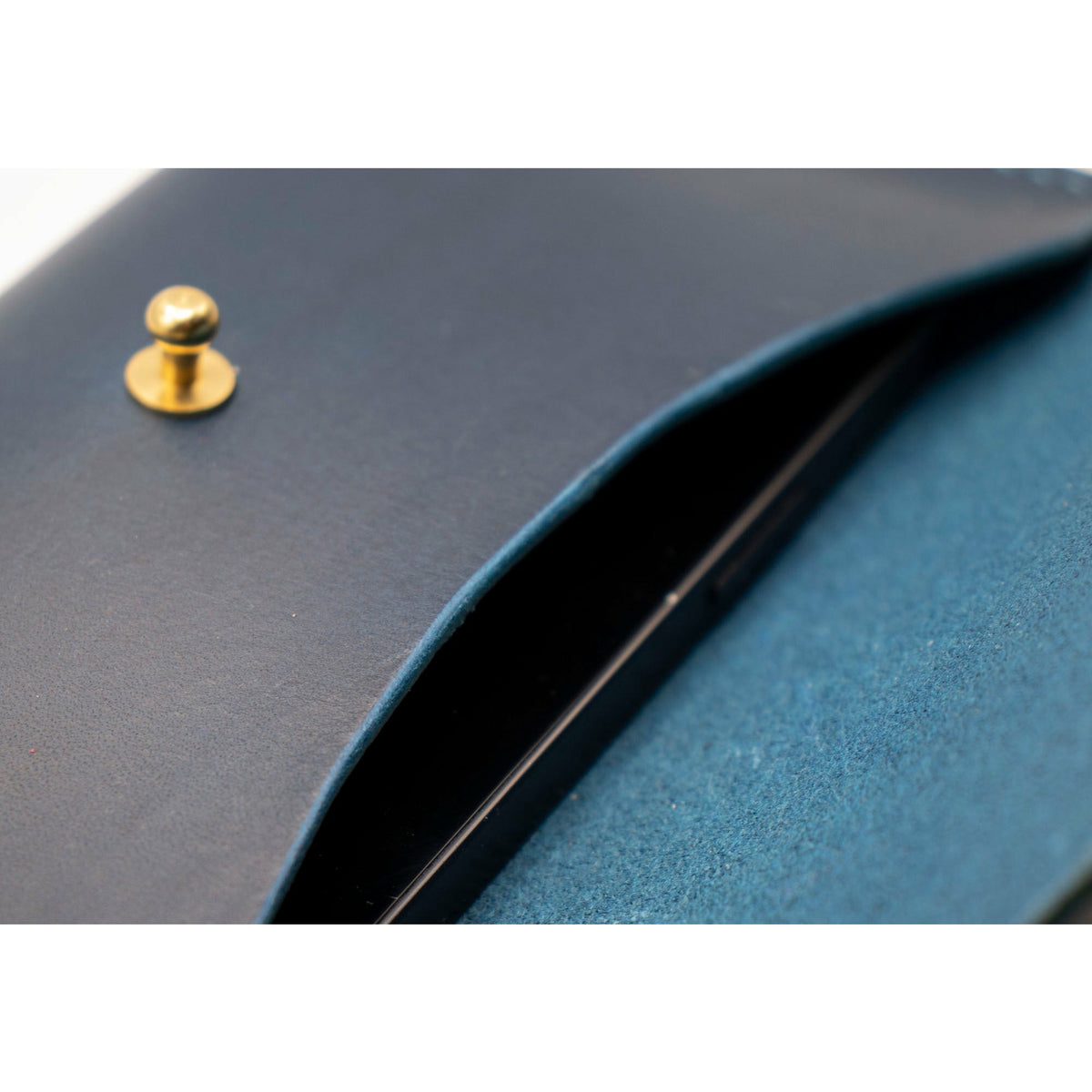 The Guzzi: Italian Leather Clutch / Phone Case – New Utility Clothing